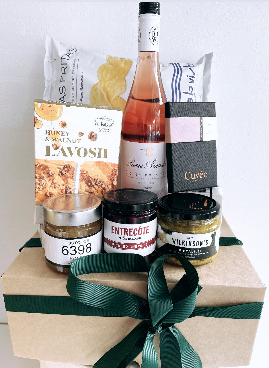 Rose and All the Pretty Things Hamper – Supercheese Shop
